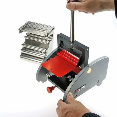 Cylindrical Mandrel Bend Test - HJ Unkel Chemicals